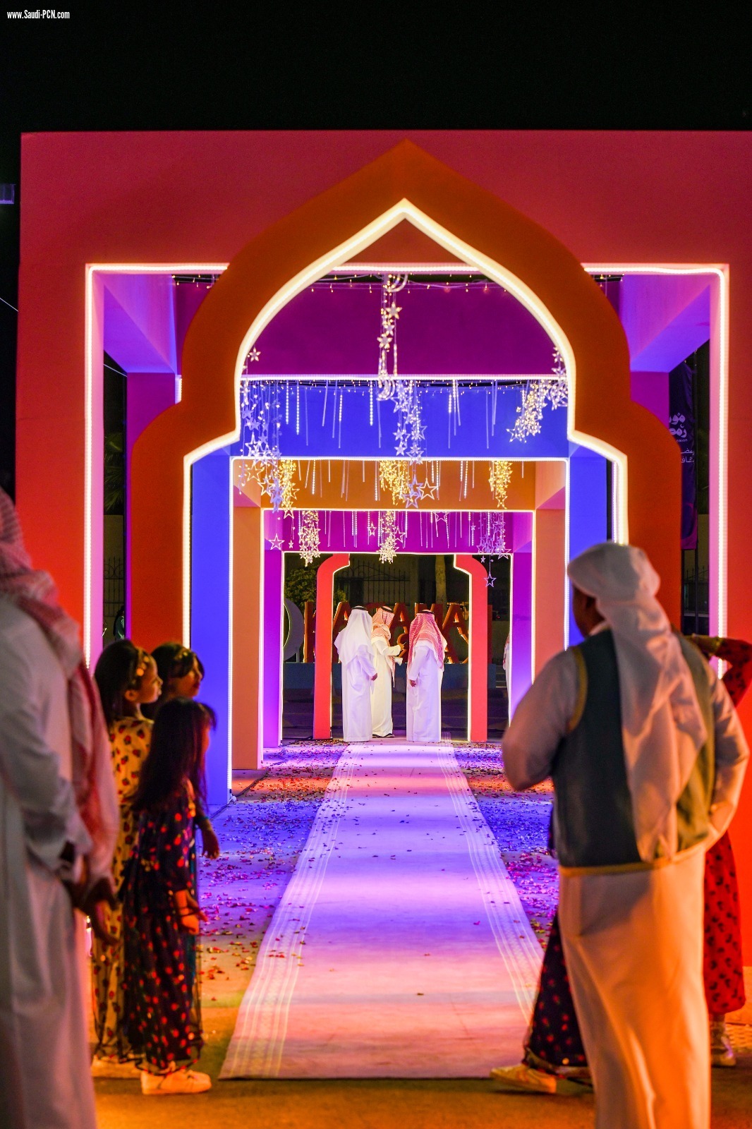 لليوم الثالث على التوالي أكثر من 15 ألف زائر يشهدون فعاليات مهرجان
